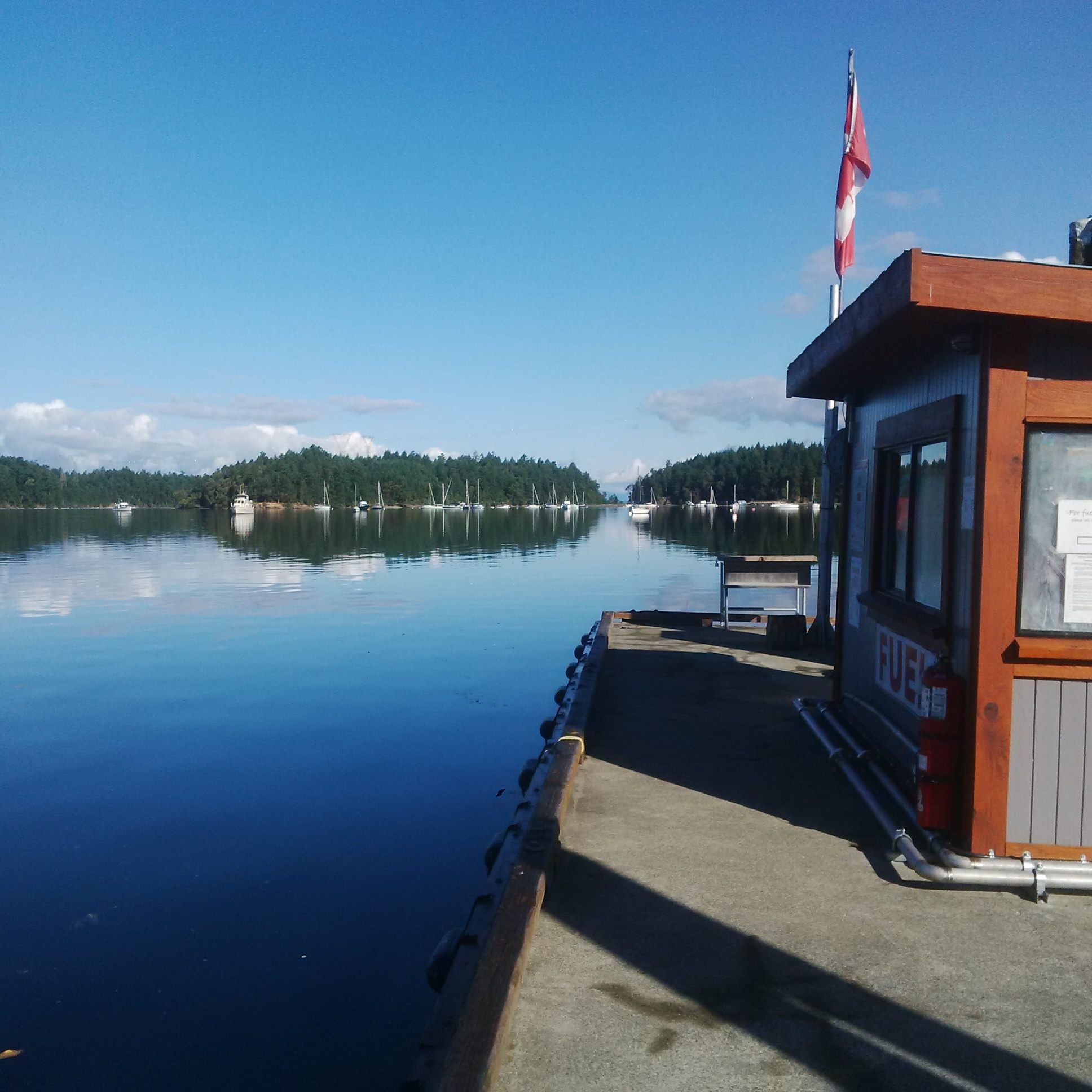 Fuel Dock – Montague Harbour Marina